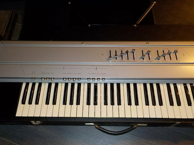 MATRIXSYNTH: HOHNER STRINGVOX - analog vintage string machine ...