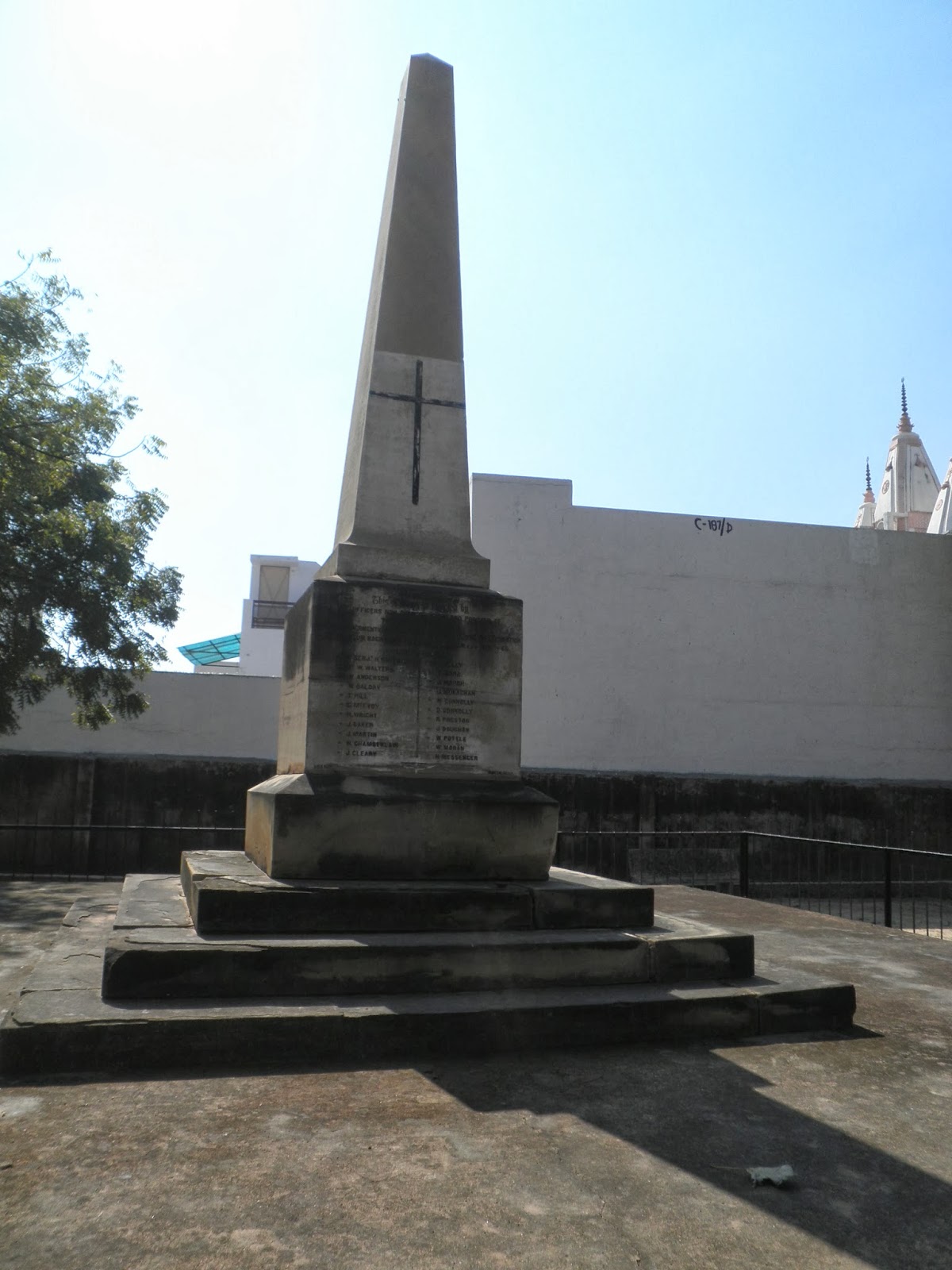 Colonial Lucknow: 1857 mutiny memorial at Bargawan Village