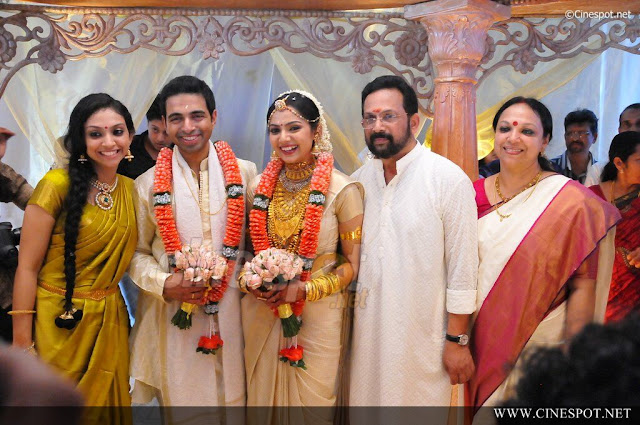Actress Samvrutha Sunil Wedding Photos