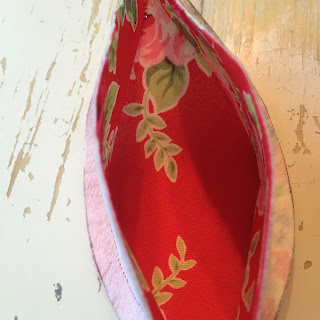 BumbleDo: Tomato Pin Cushion Pattern and Free Printable