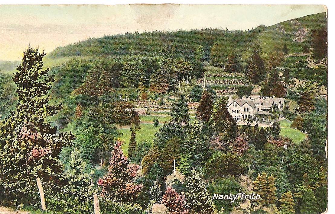 Lisa's World: Nant Y Frith Hall