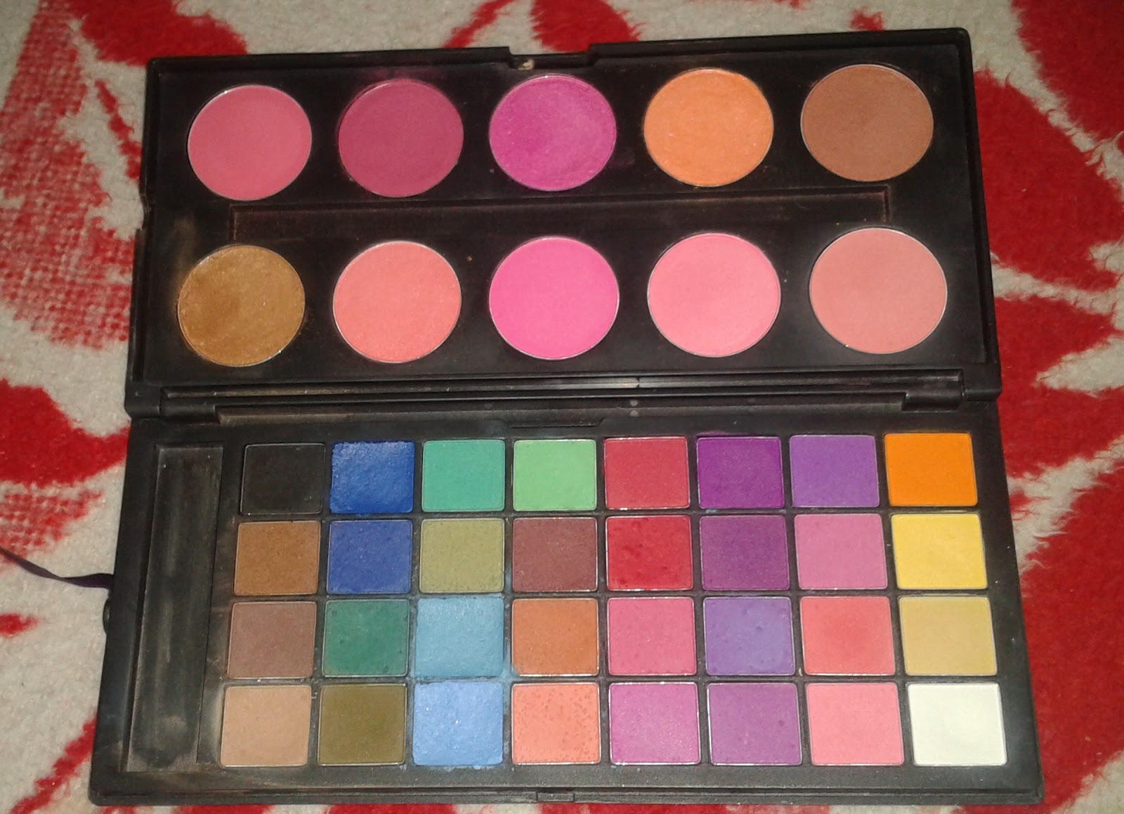 I looove makeup!: Save Your Money!: Οικονομικες Παλετες Σκιων