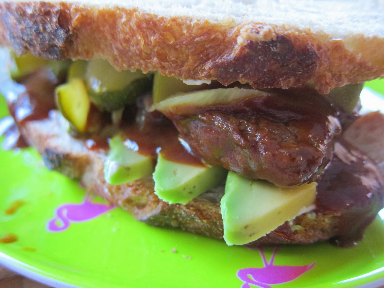 WholeFoodVegan: Gardein BBQ Riblet Sandwich