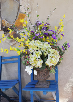 .: Spring Arrangment