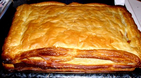 Family Meals on A Budget: Minced Beef & Onion Slice Pie