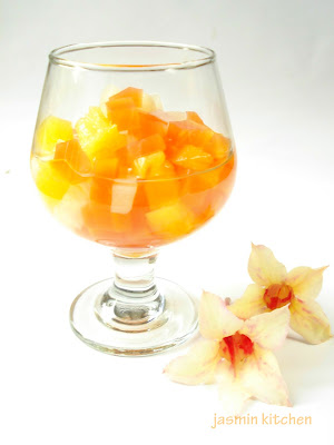 jasmin's kitchen: es buah (home made fruit cocktail)