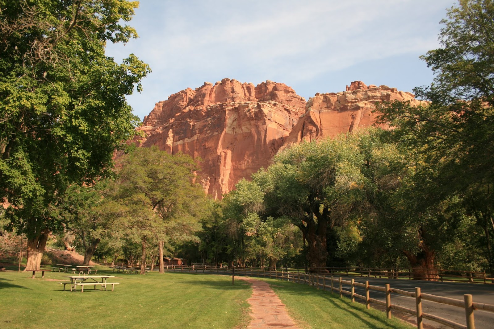 Stillhowlyntravels: Capitol Reef National Park