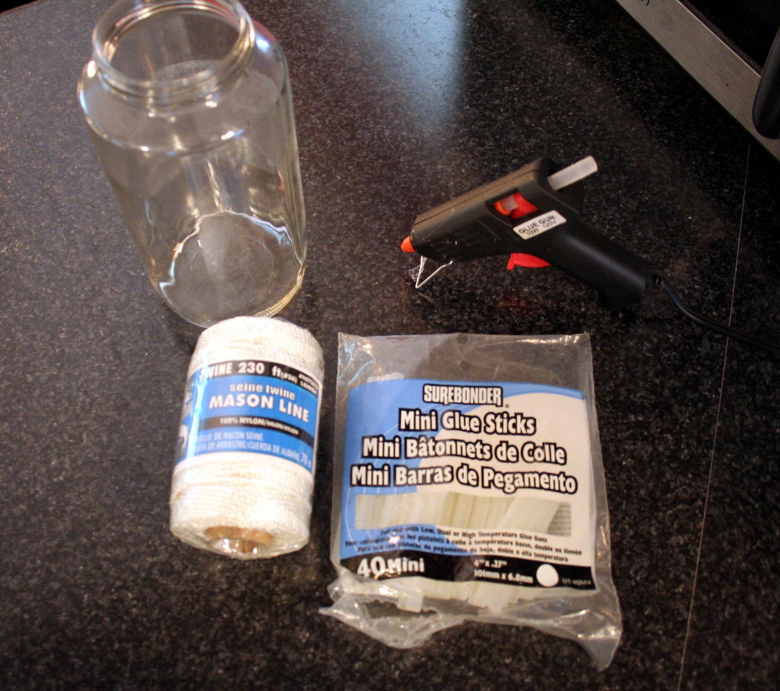 Three Fates and J Grow Up: DIY - Rope wrapped jar