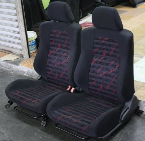 Dingz Garage: Seat Levin BZR 111