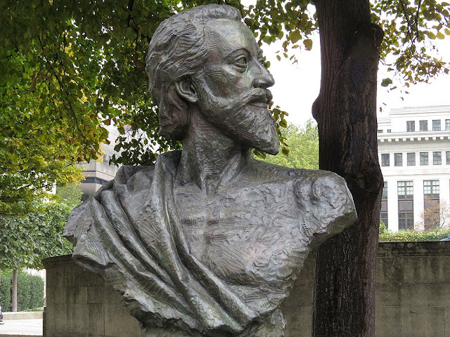 Daily Photo Stream: John Donne