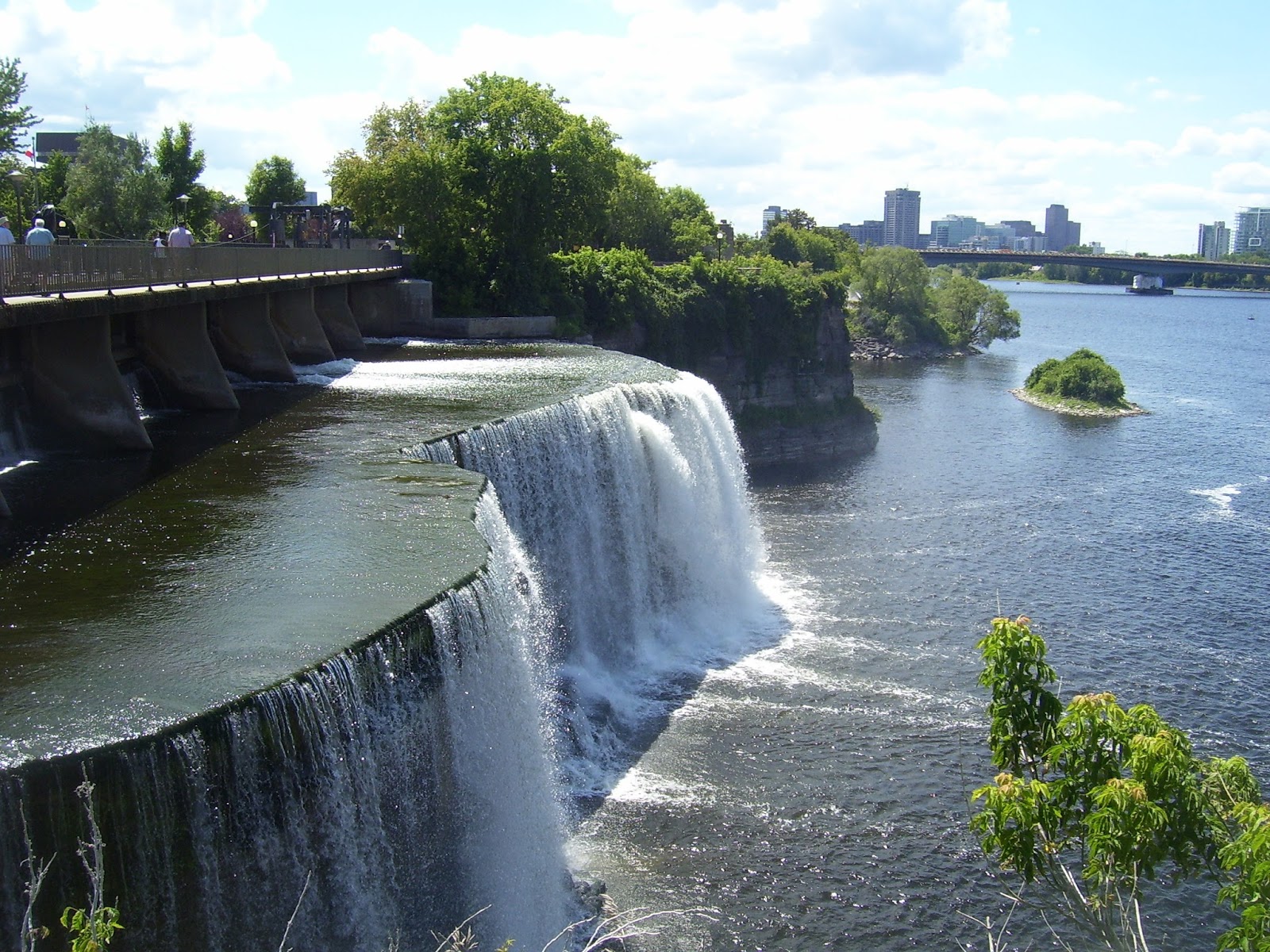 Ottawa Daily Photo: The End Of The Rideau River
