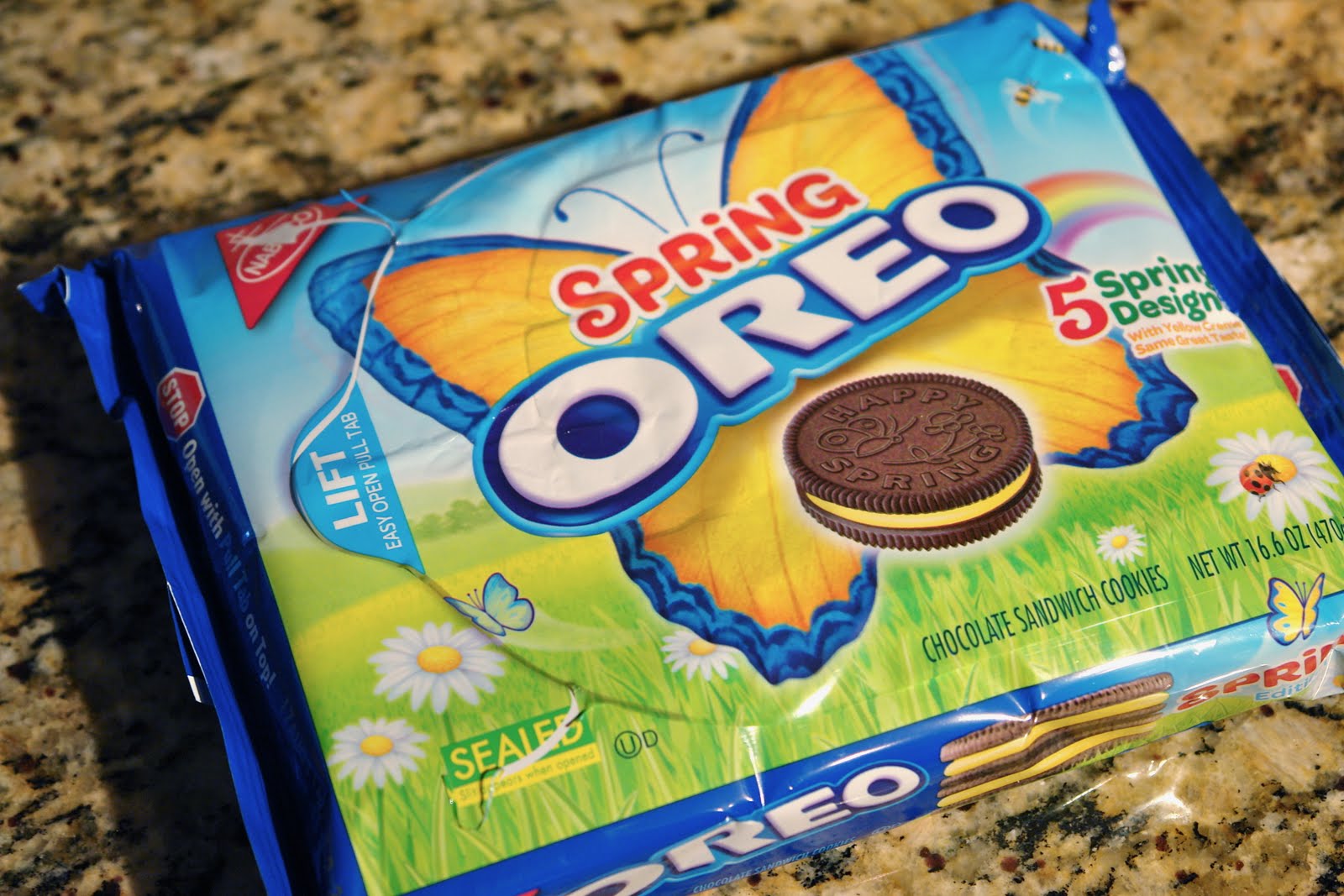 booturtle's show and tell: Springtime Bird Nest Cupcakes