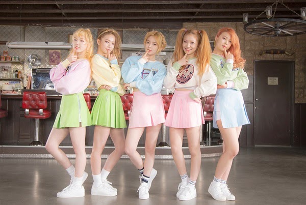 kiSSme LDAP: PROFILE RED VELVET GIRLBAND