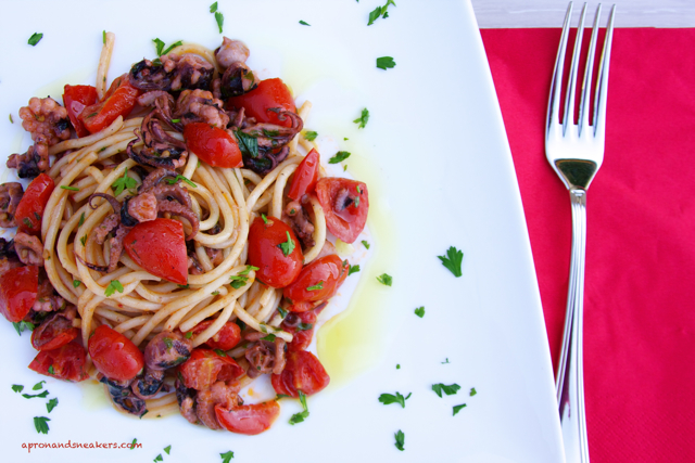 Spaghetti con Moscardini (Musky Octopus)