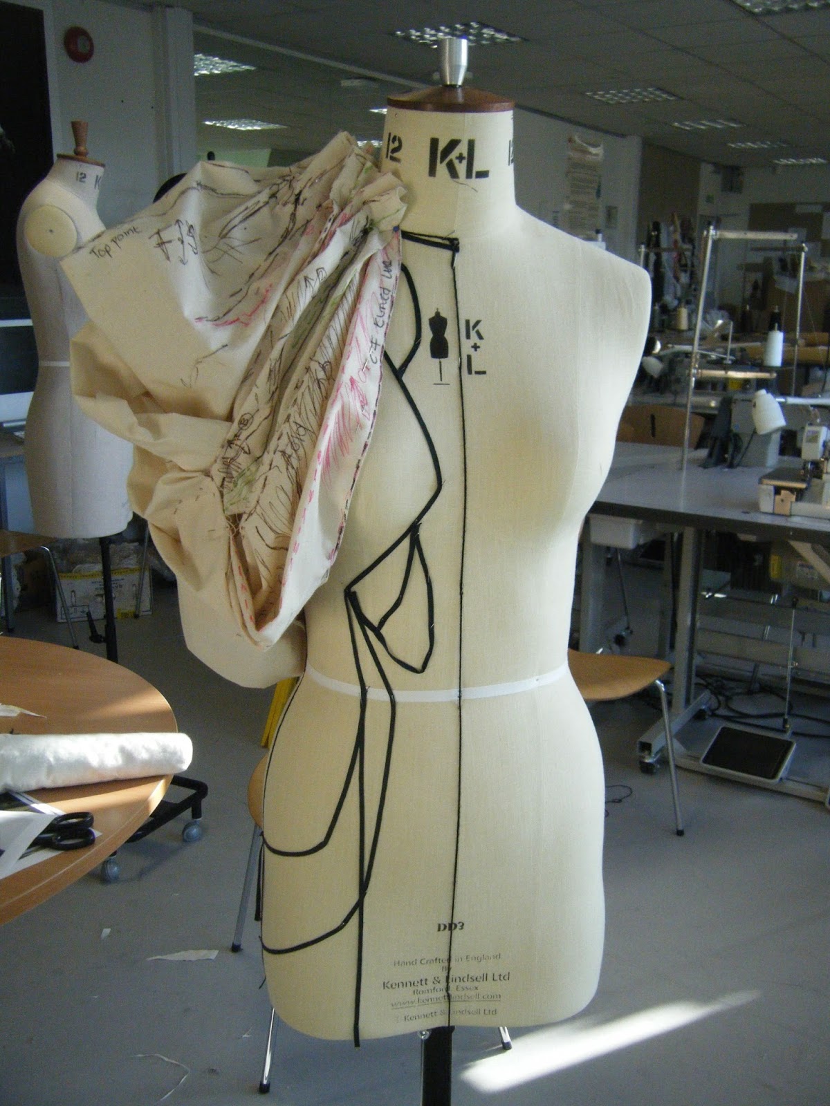 Lucy Alice fashion portfolio: BA HONS.......Creative pattern cutting
