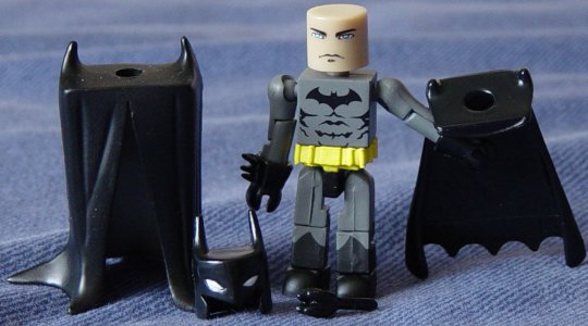TOYS FOR ALL: C3 Minimates Batmobile
