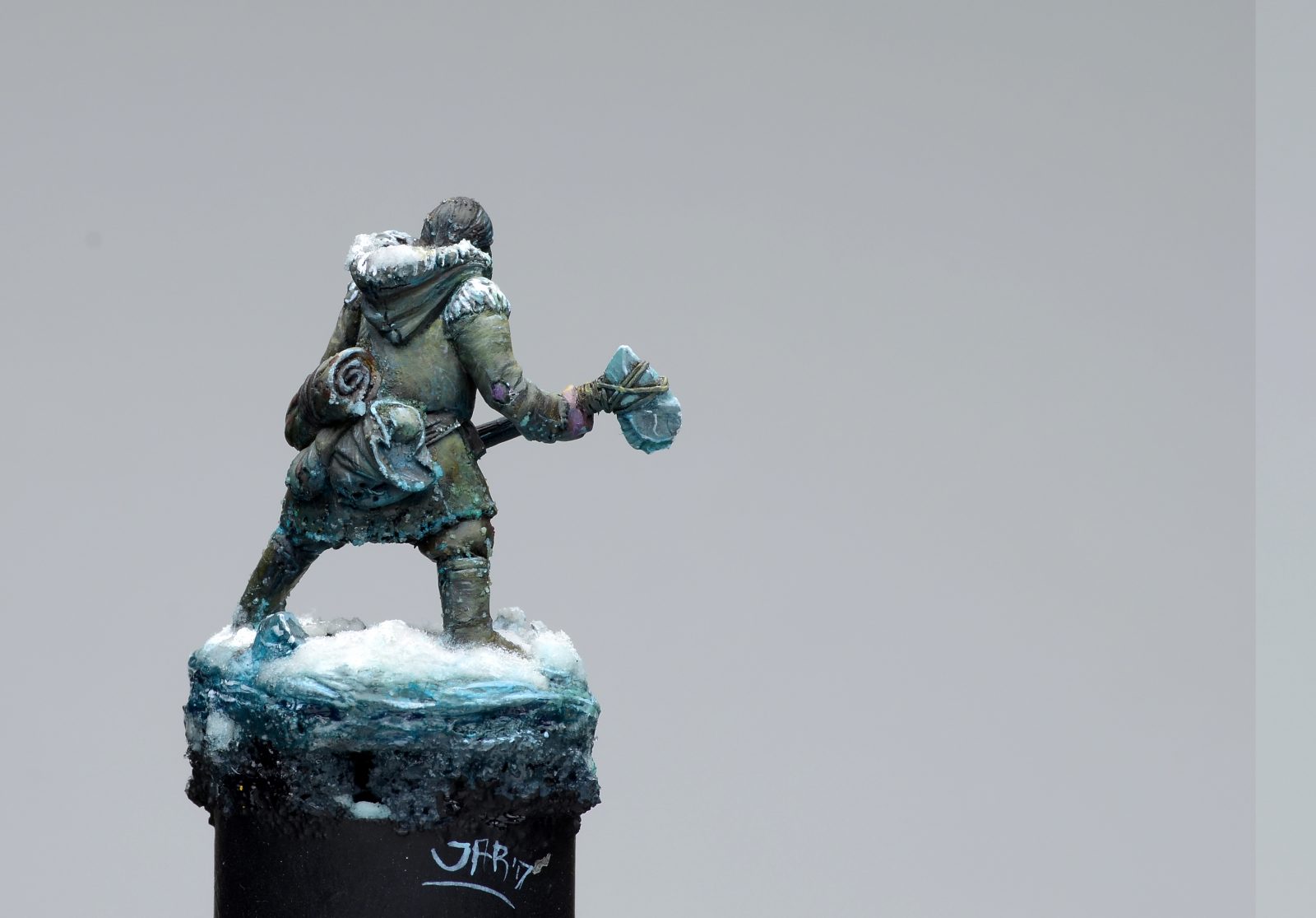 Inuit Warrior | planetFigure | Miniatures