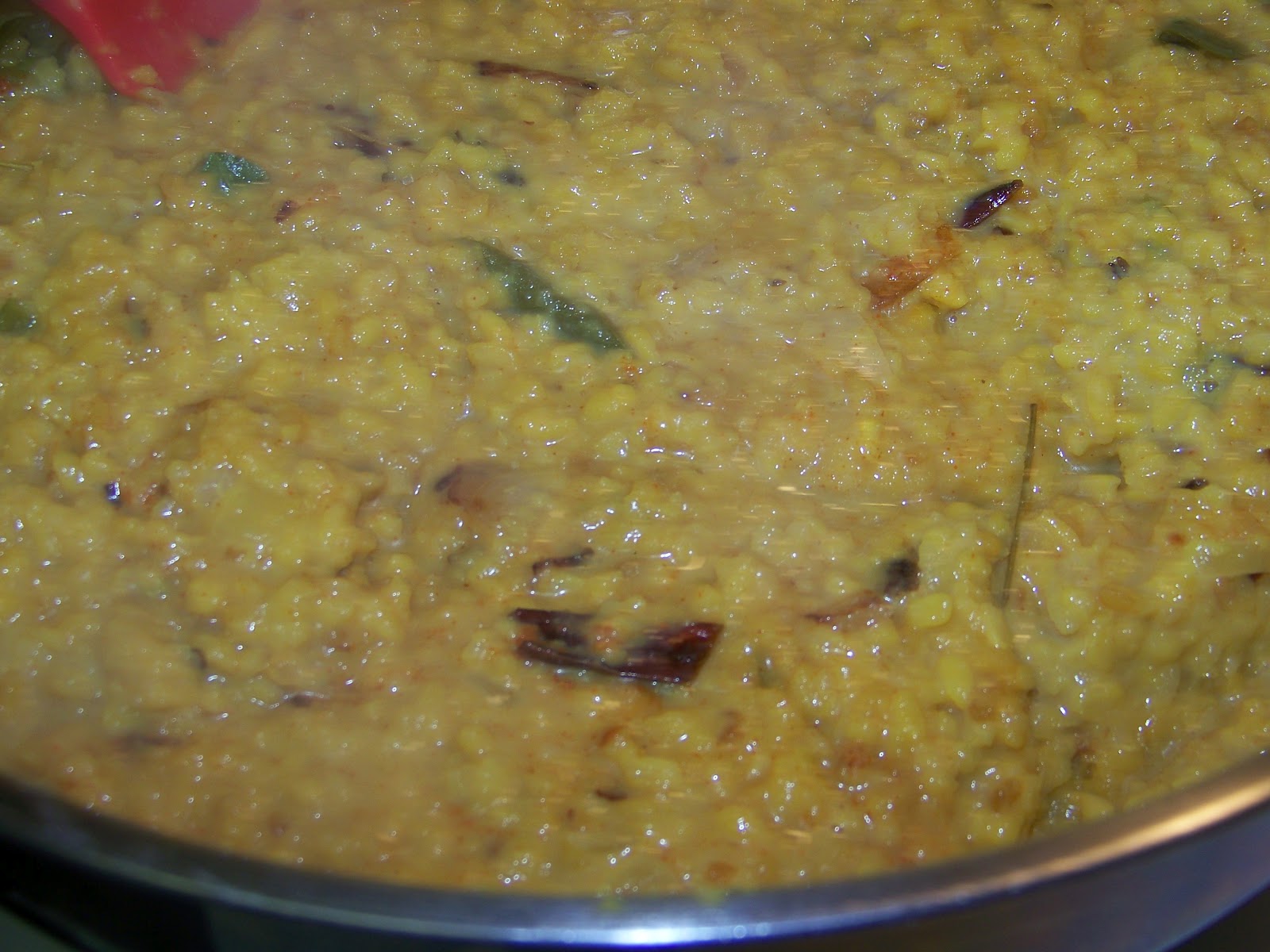 Kitchen Simmer: Mung Dhal (Lentil) Curry