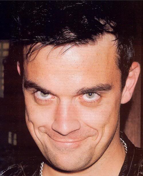 Robbie Williams Place: ROBBIE SMILE ;)