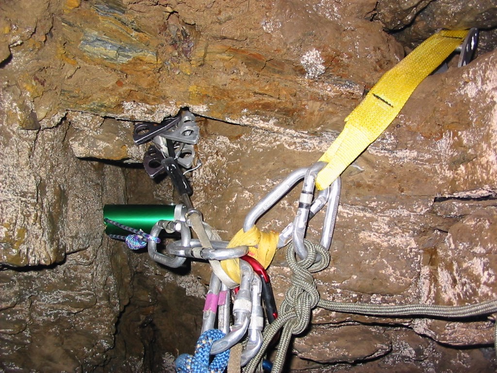 aVERT: Weybridge Cave Rescue