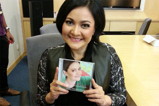 Raja Ema Enggan Memikirkan Soal Teman Hidup | GOSIP SENSASI