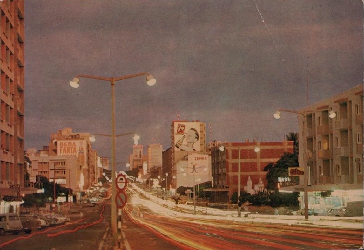 Vistas da zona da Casa Fabião do Alto-Maé para a zona central ao longo ...