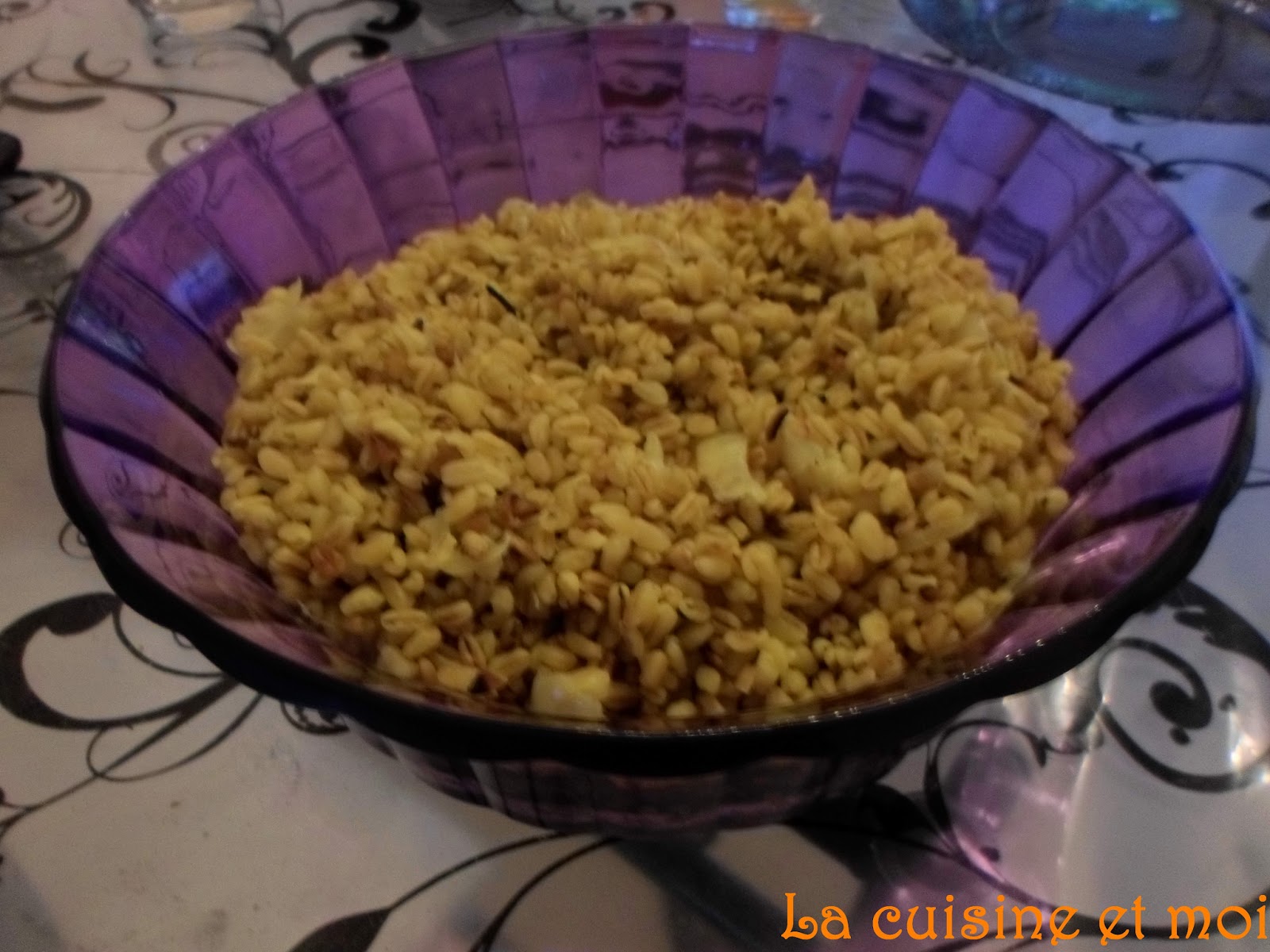 Tendrement Sucré Fortement Salé: Ebly pilaf au curcuma & oignons