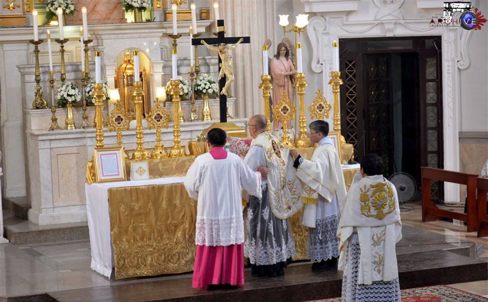 New Liturgical Movement: Solemn Mass in the Philippines for a Priestly ...
