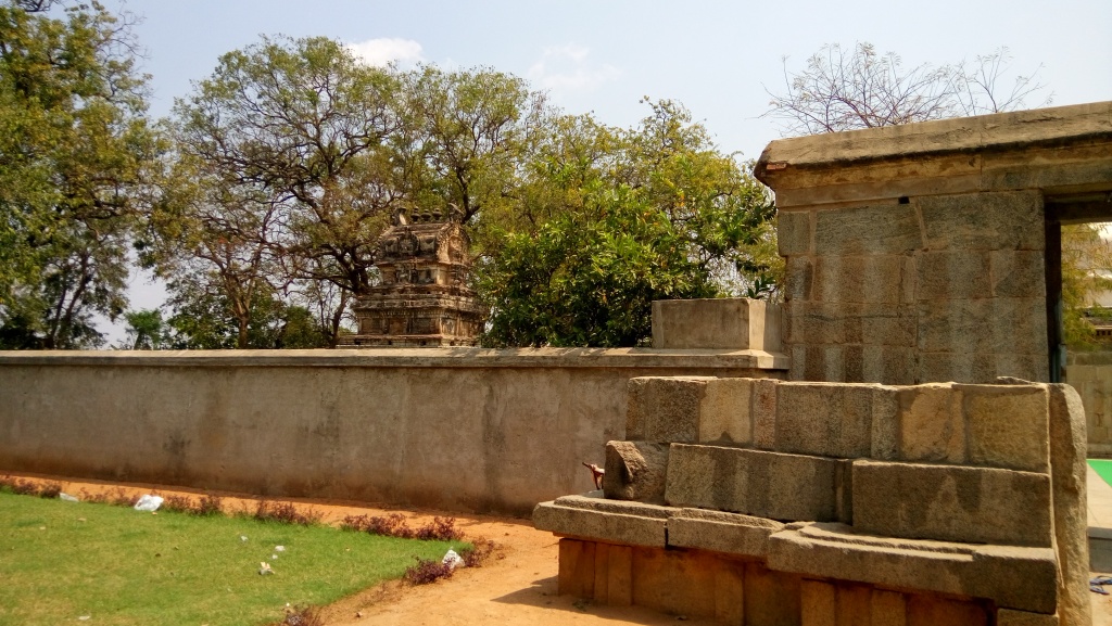 Hindu Temples of India: Parasurameswarar Temple, Gudimallam – The Temple
