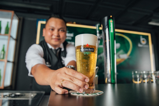 The Perfect Serve by Heineken World's Best Bartender 2016 ...