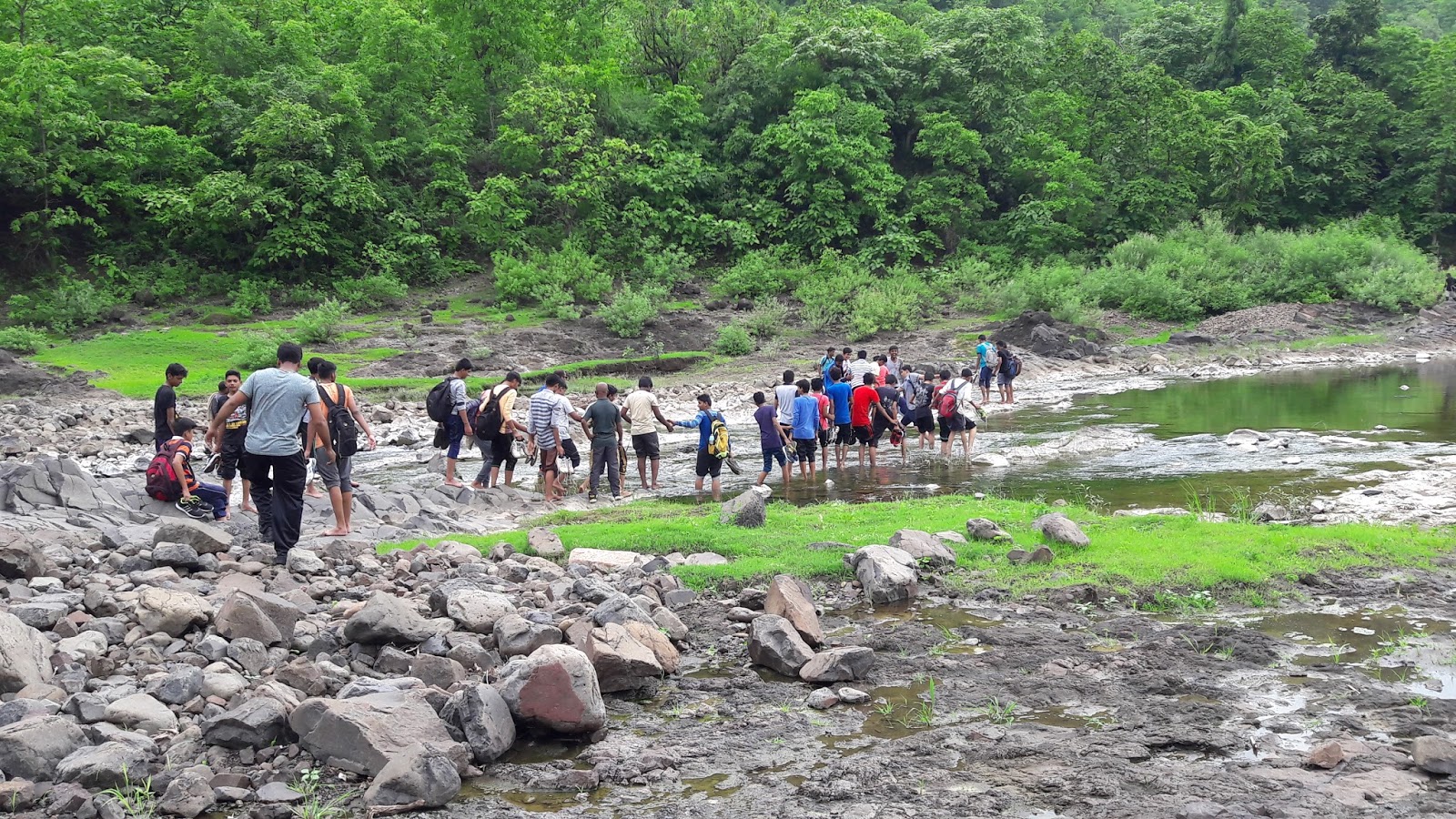 Kalakund Adventure , Mhow ~ Lucky Wanderer