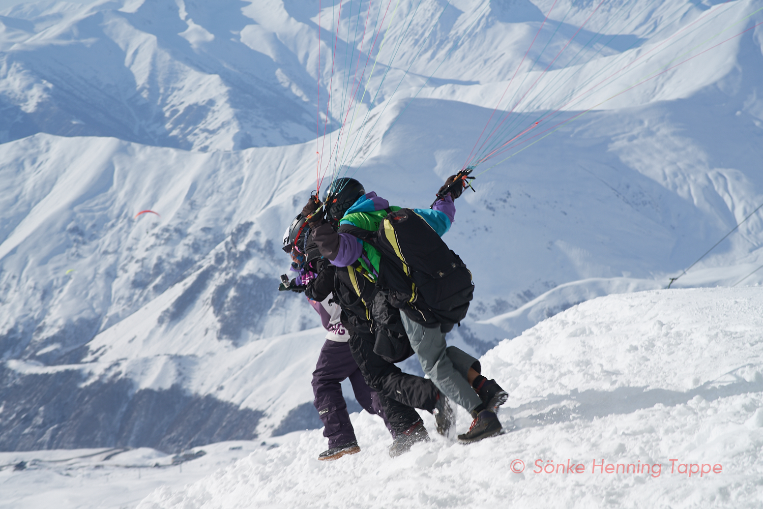 caucasus pictures - Bilder aus dem Kaukasus: Paragliding Gudauri ...