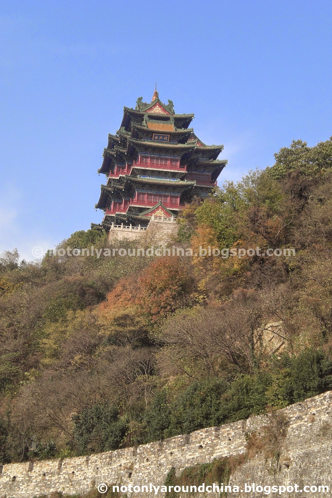 Ilaria Battiston: Wanna feel the Emperor of Nanjing? Yuejianglou is ...