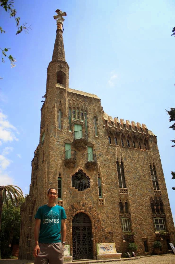 BARCELONA GAUDI: TORRE BELLESGUARD ~ Beautiful places of Barcelona and ...