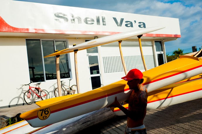 Elyse Butler Mallams - Hawaii Photographer: Shell Va'a | Hana Hou! Magazine