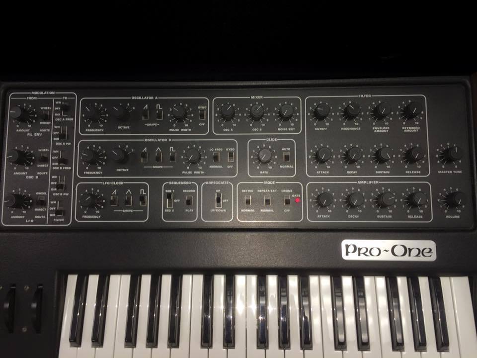 MATRIXSYNTH: Vintage Sequential Circuits PRO ONE SN 9303