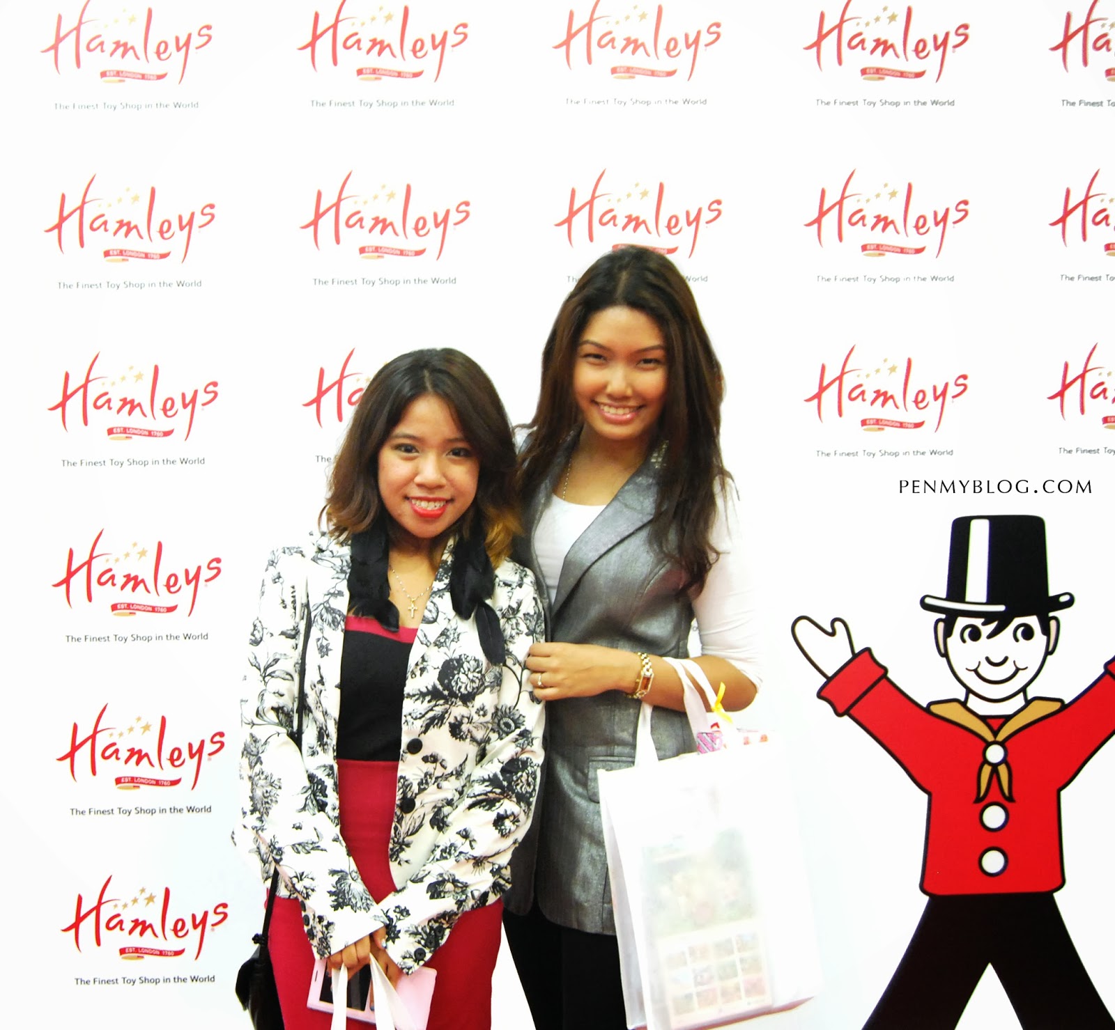 Pen My Blog: Hamleys First Flagship Store Opens in One Utama