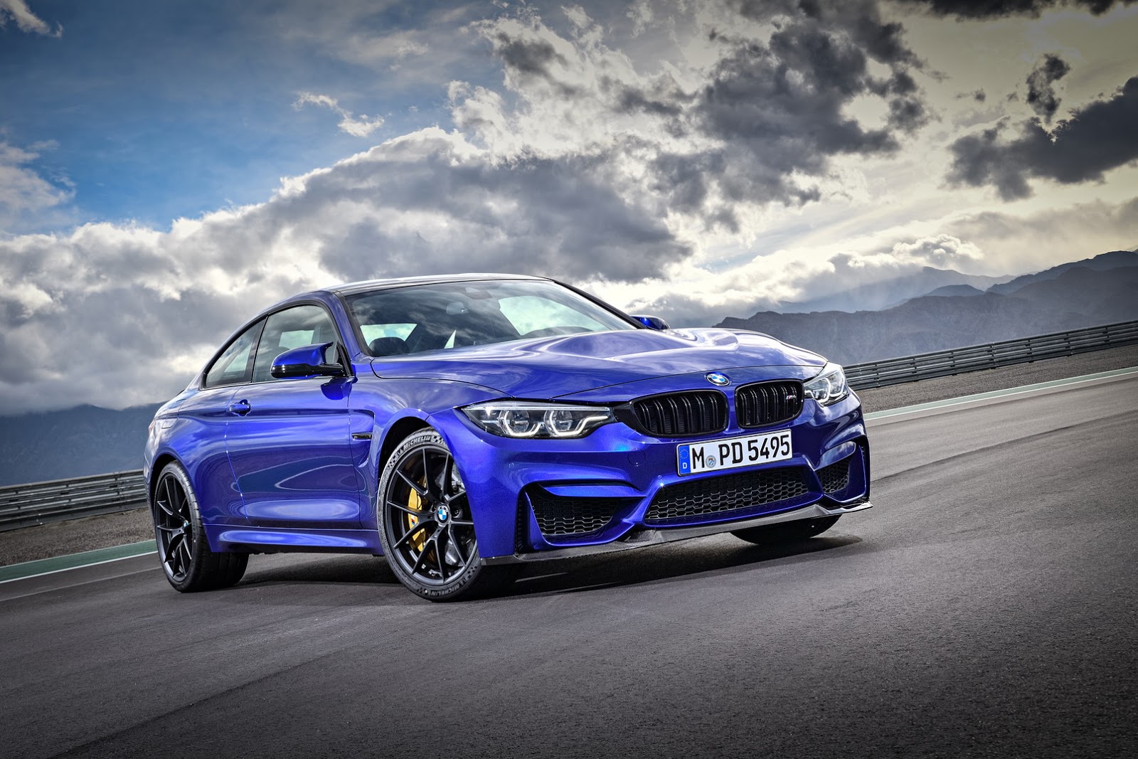 2018 BMW M4 CS special edition revealed in Shanghai - Bridges the gap ...