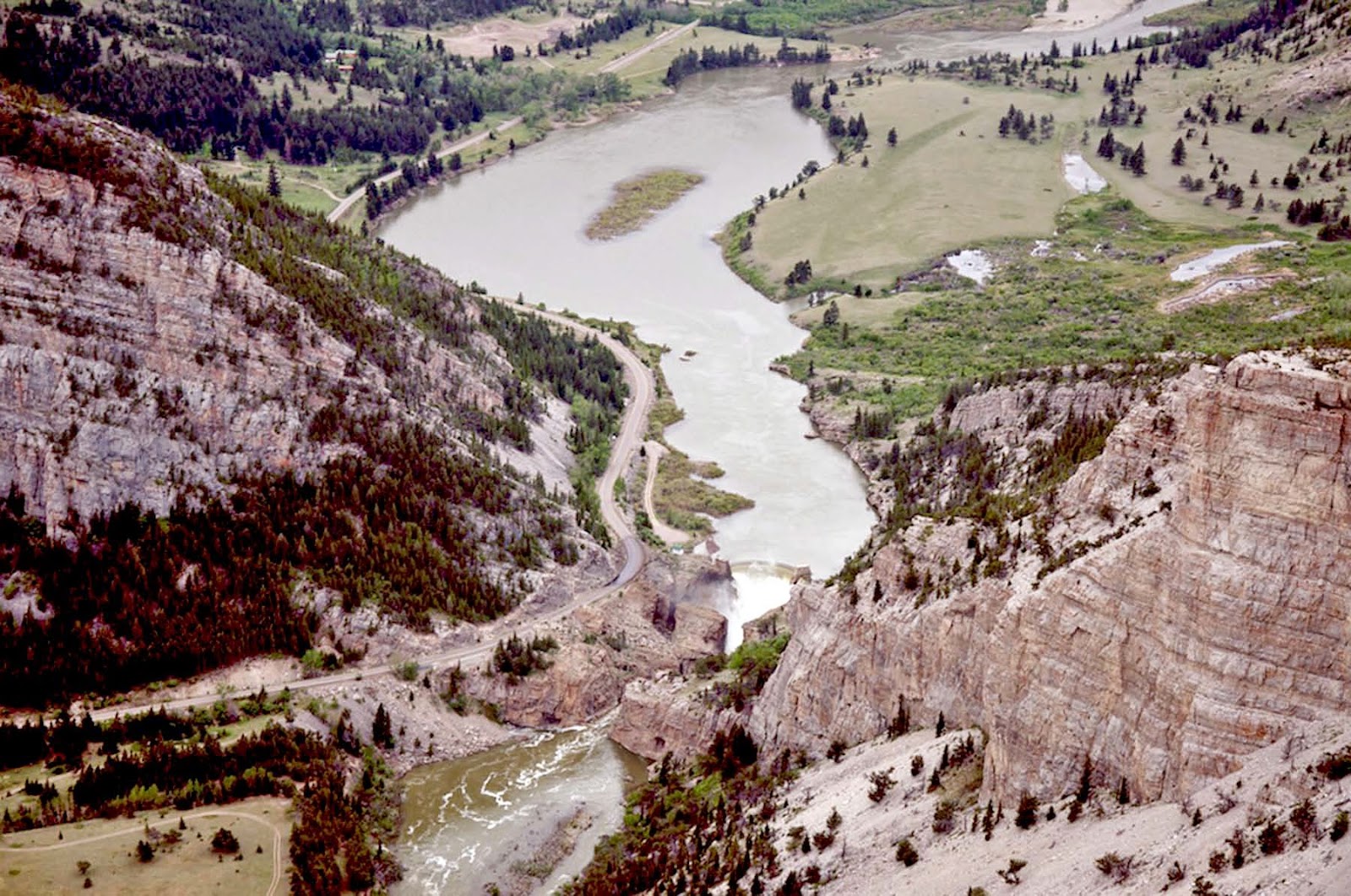 JC Power Sabo Dam: Bendungan