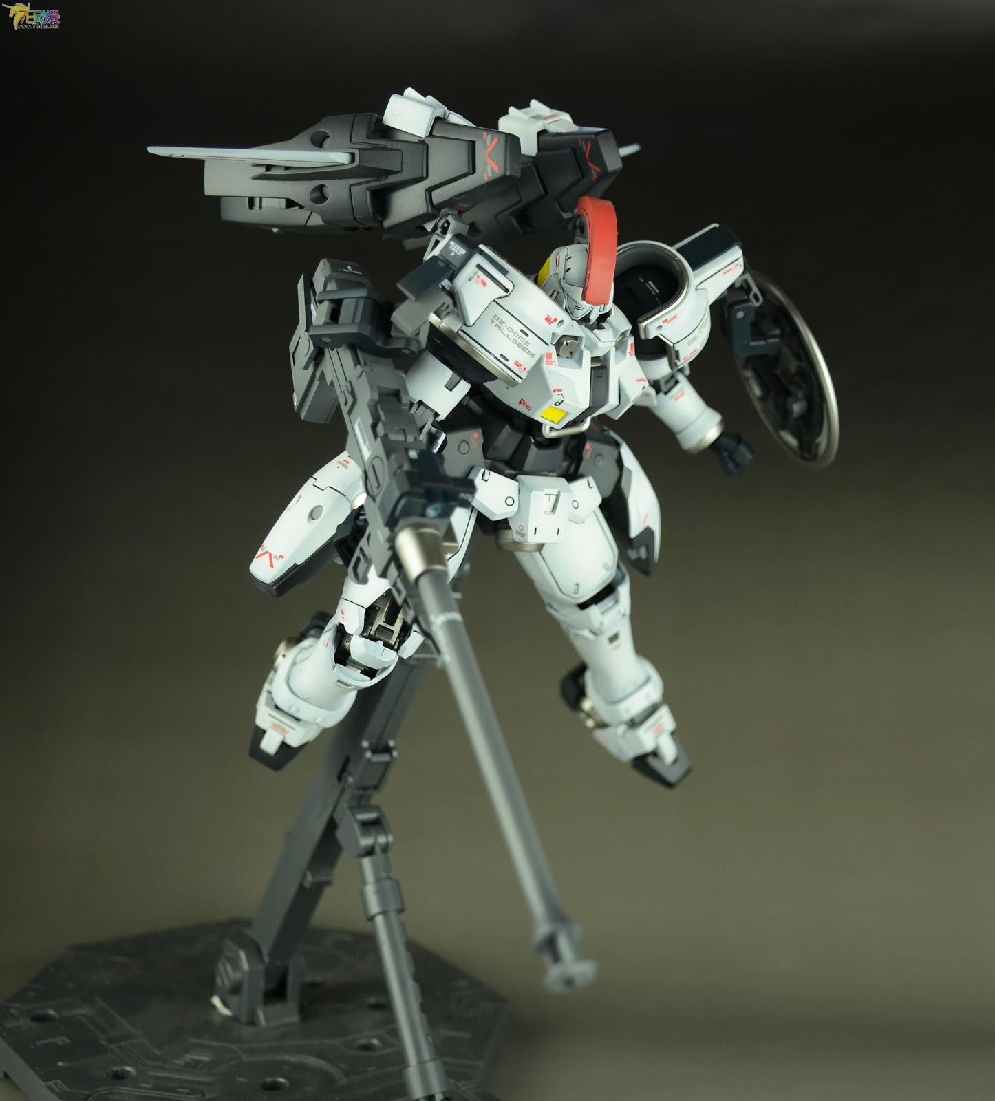 Gundam Family: MG 1/100 Tallgeese I Painted Build