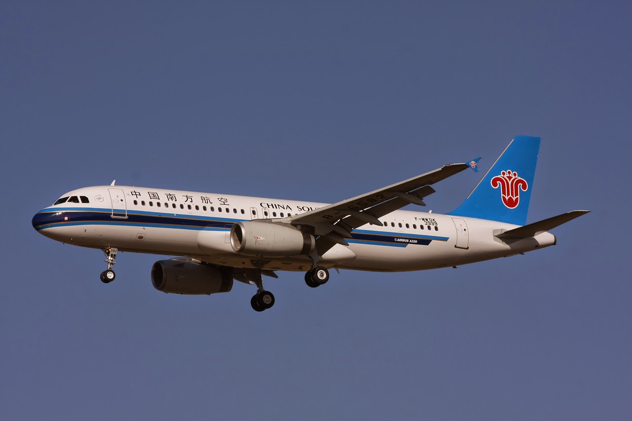 Airbus Hamburg Finkenwerder News: A320-232, China Southern Airlines, B ...