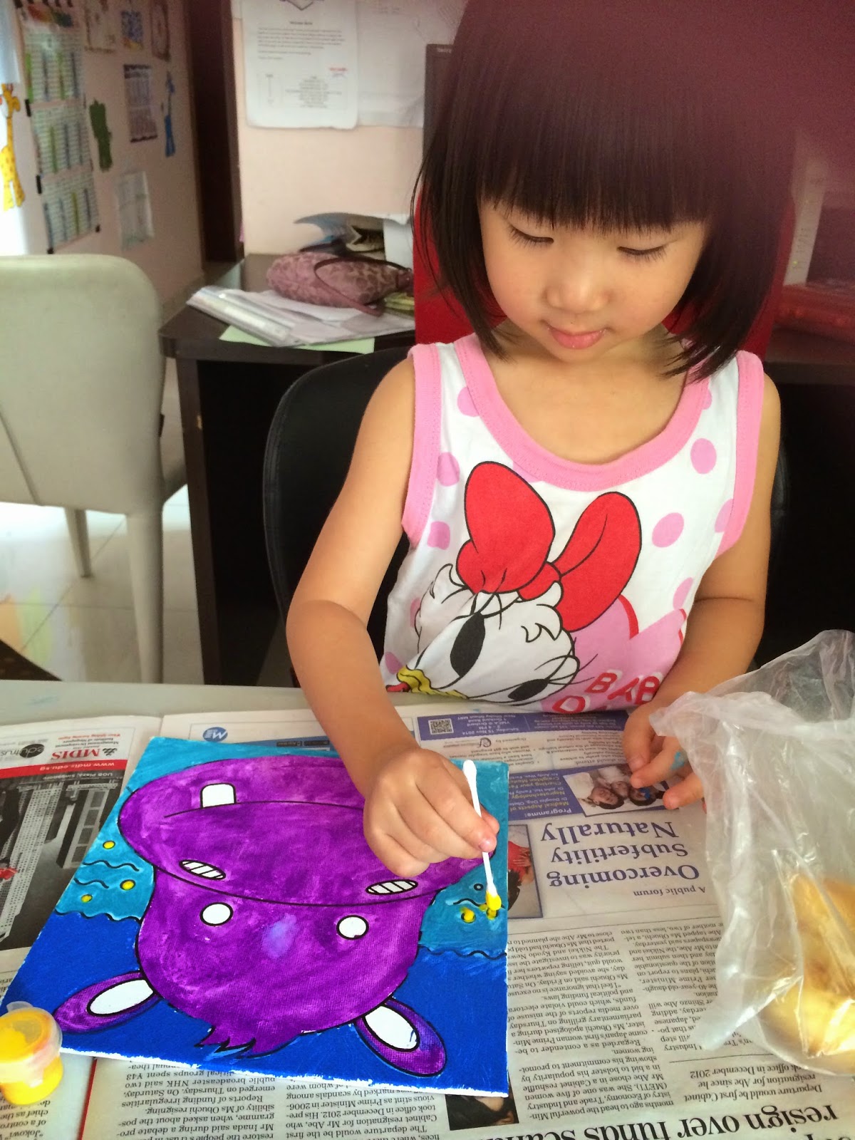 Raising Our Successful Children, Singapore Mom Blog: Painting on Canvas Raising Our Successful Children, Singapore Mom Blog: Painting on Canvas