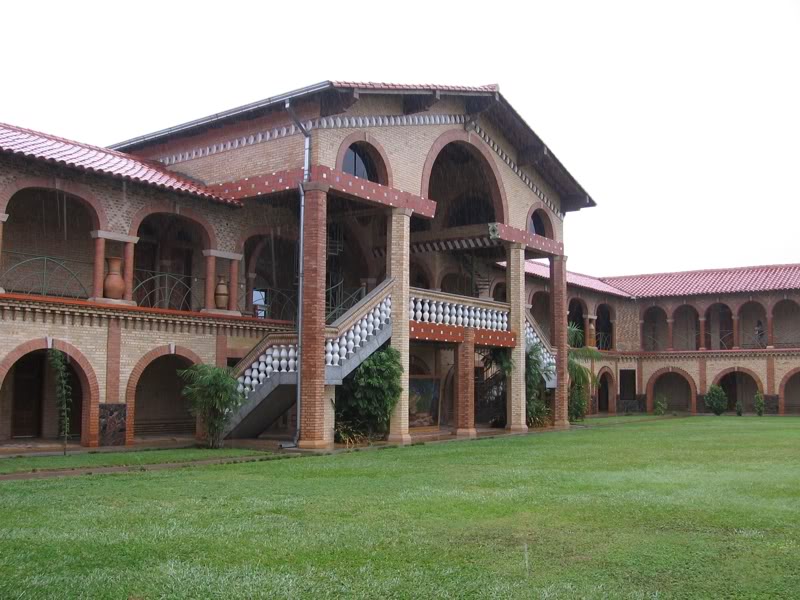 Paraguay: un milagro americano!: El castillo de Marianela: el paraíso ...