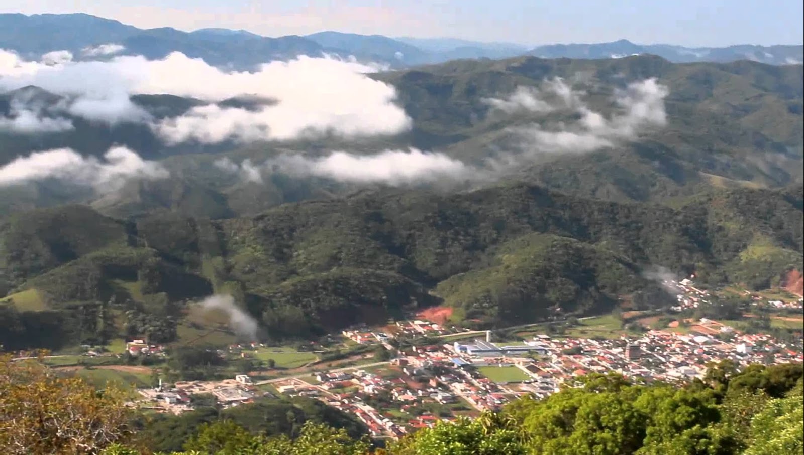 Darius Turismo: AS BELEZAS DO VALE DO RIO TIJUCAS