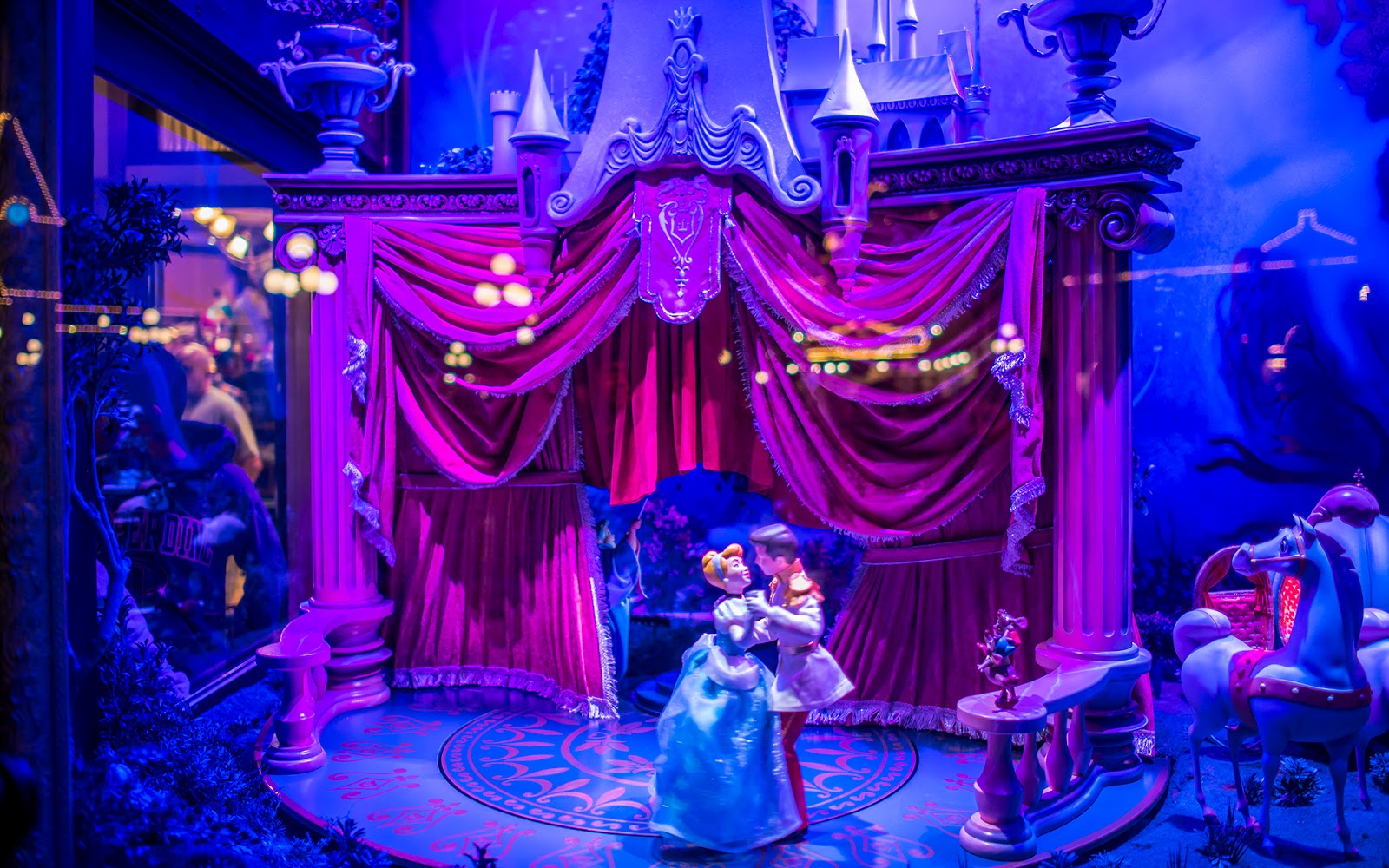 Main Street Windows: Cinderella