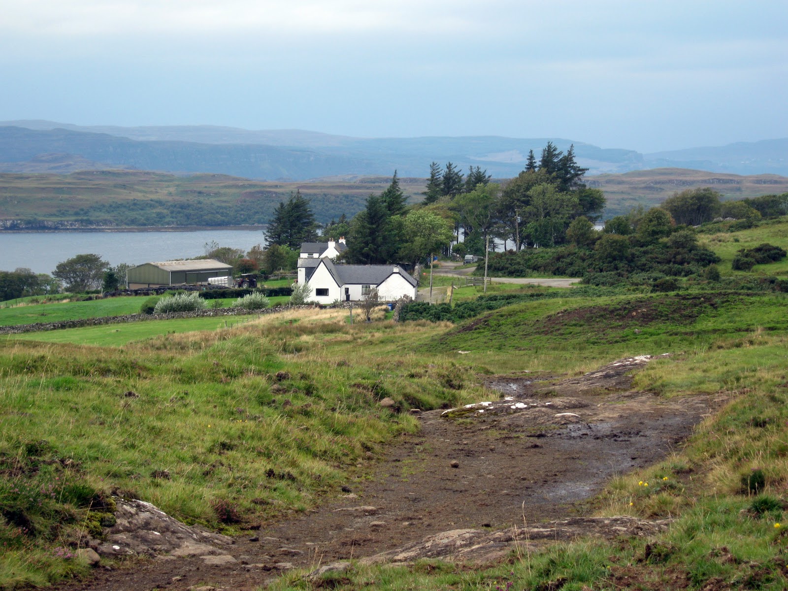 walking the rainbow trail: Romesdal to Kingsburgh 2