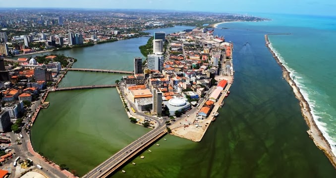 O Espaço da Geografia: O Recife e suas singularidades geográficas