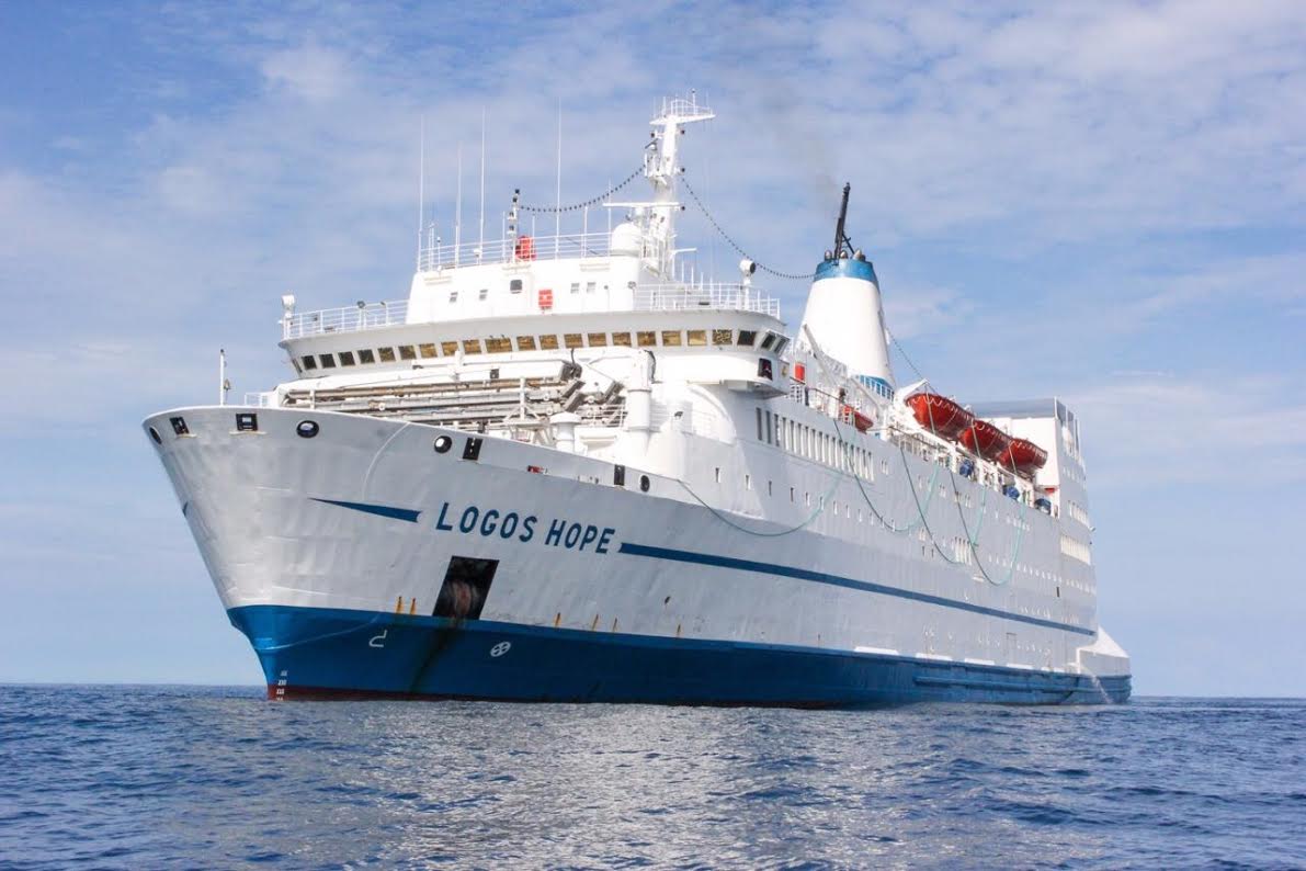 Fox Art Magazine : Logos Hope viene a Santo Domingo