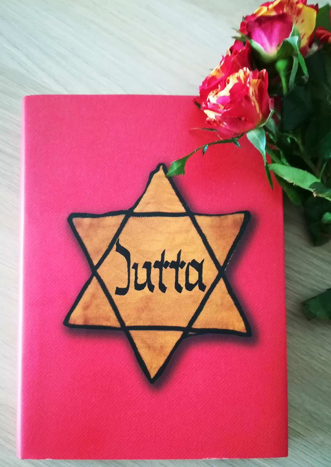 HOLKAMODROOKATA: Jutta