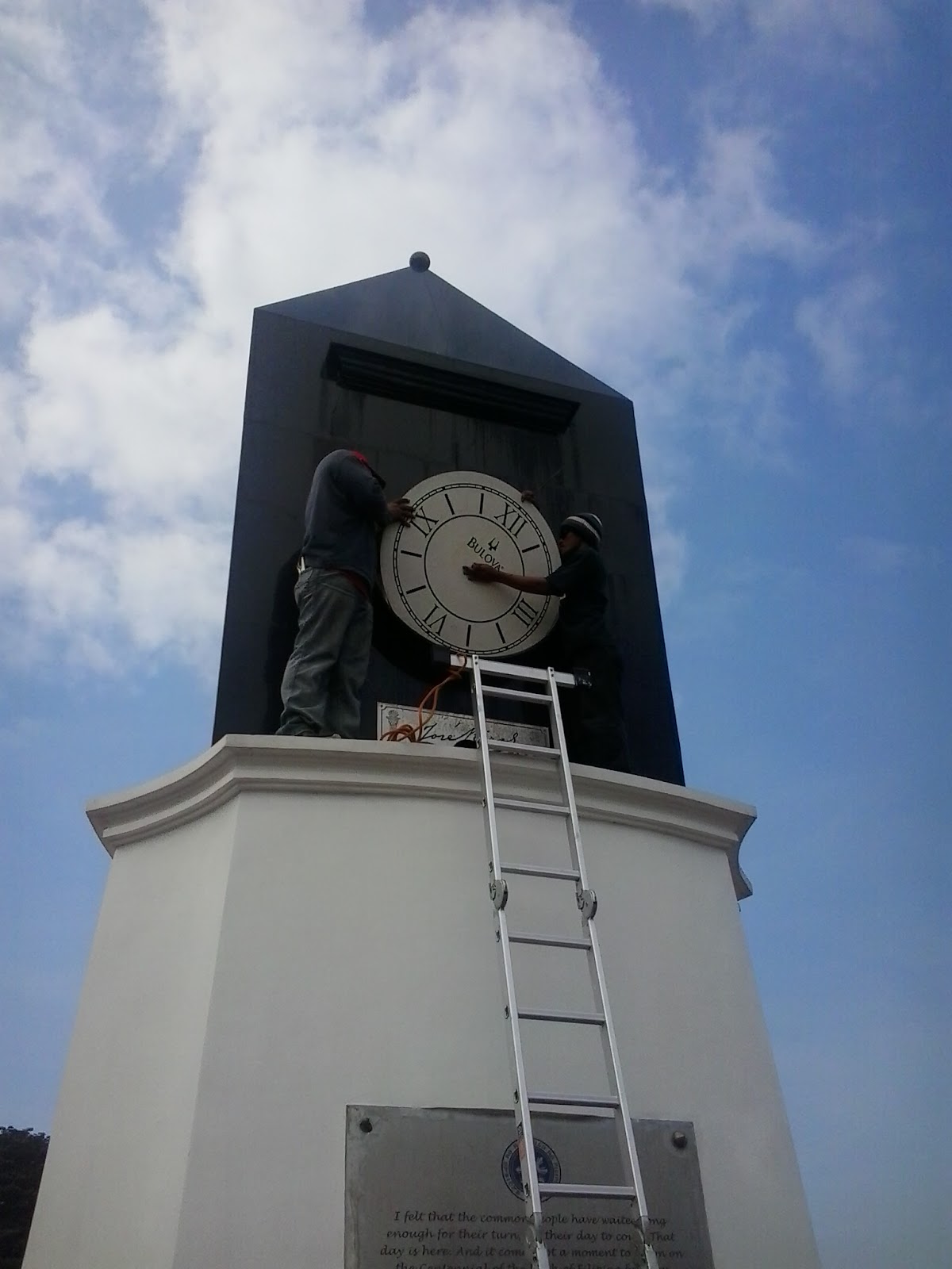 Pinoy Inventor's Mind: The Luneta Masonic Clock made from China ...